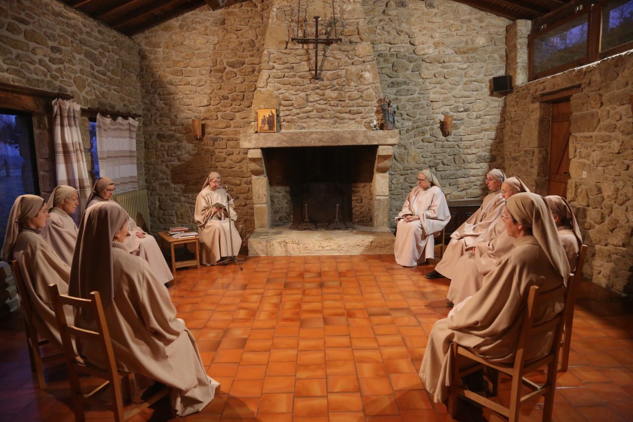 Faire communauté - Bénédictines de St-Bathilde